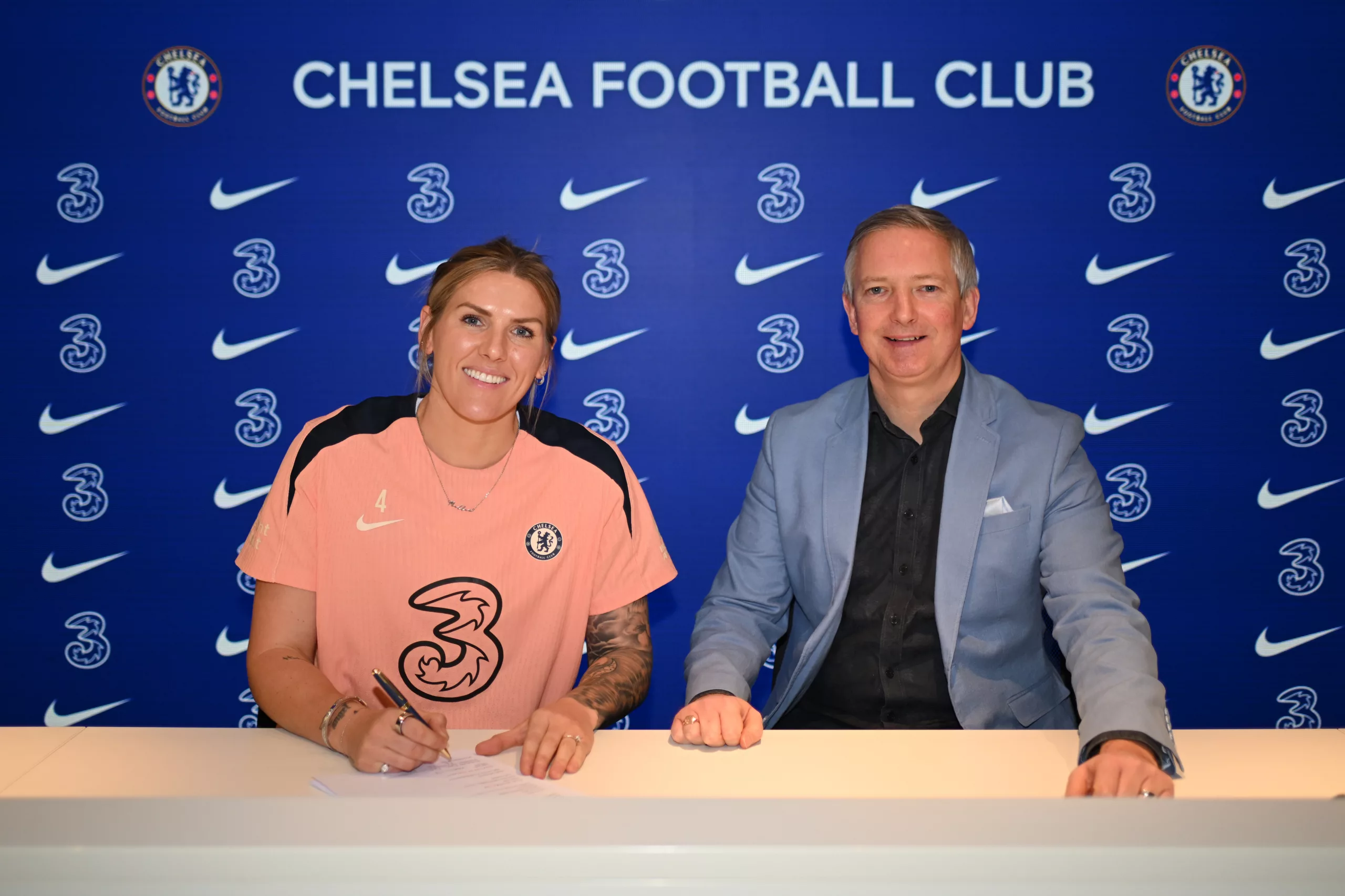 Chelsea captain signs contract extension – FromTheSpot