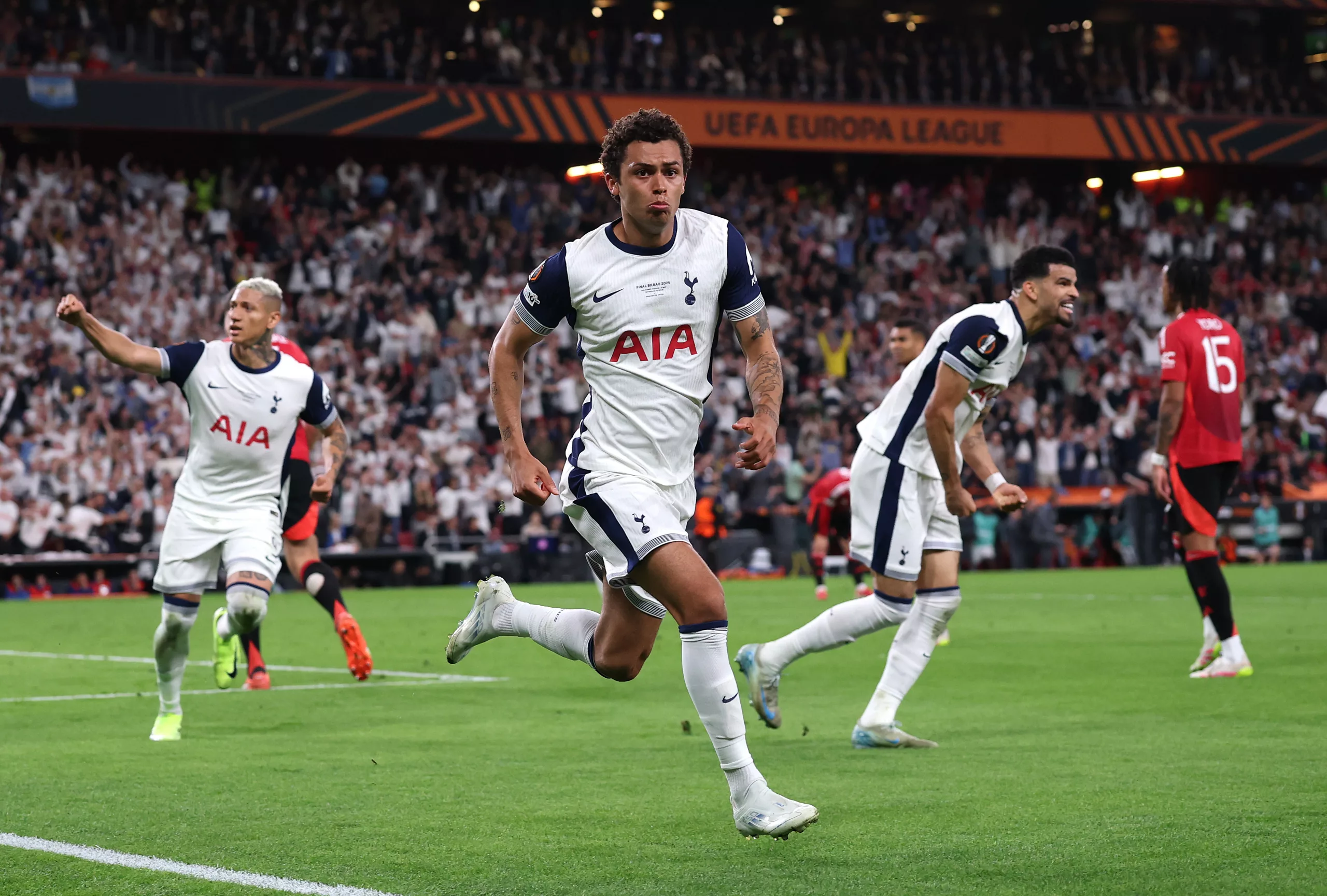 Spurs 1-0 Manchester United: Brennan Johnson scores decisive goal as Spurs end trophy drought in ...
