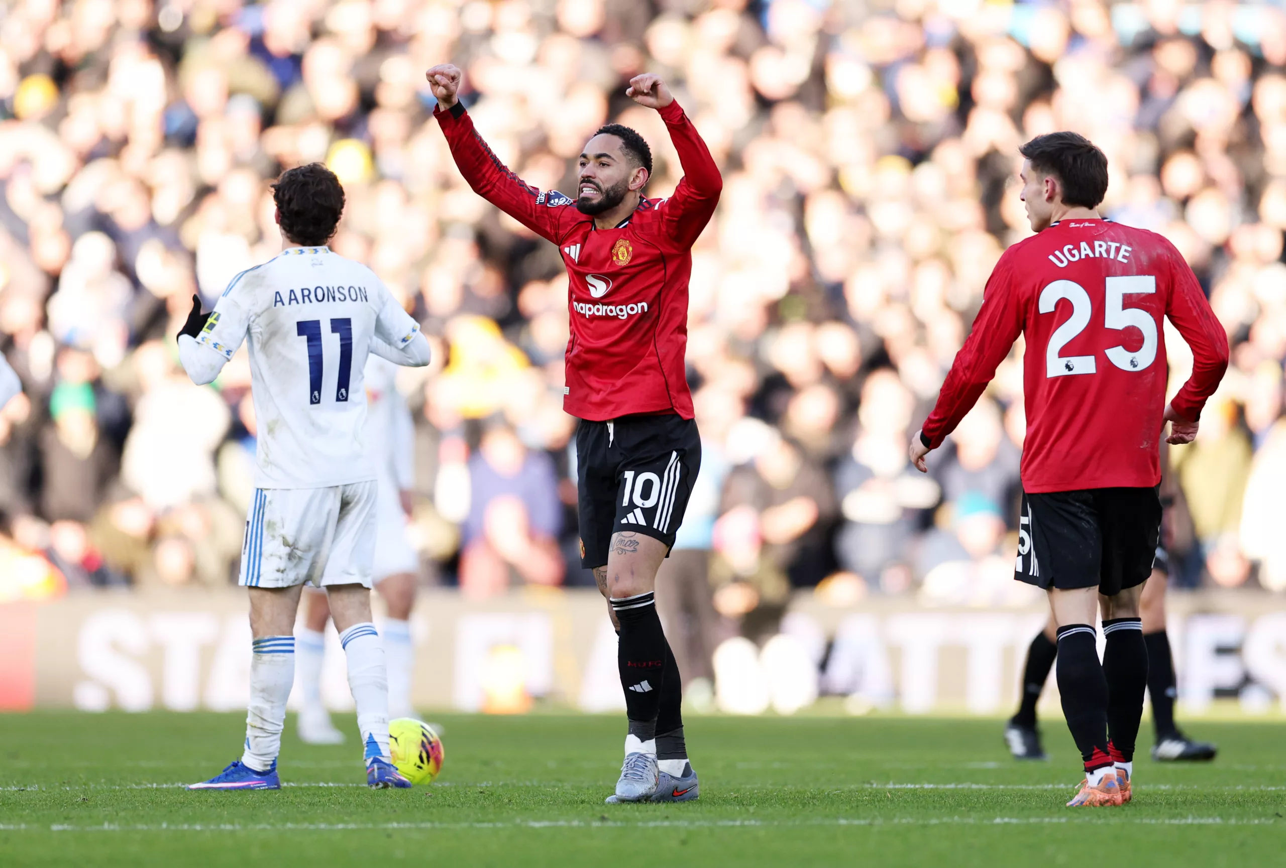 Leeds United 1–1 Manchester United: Cunha cancels out Aaronson in ...